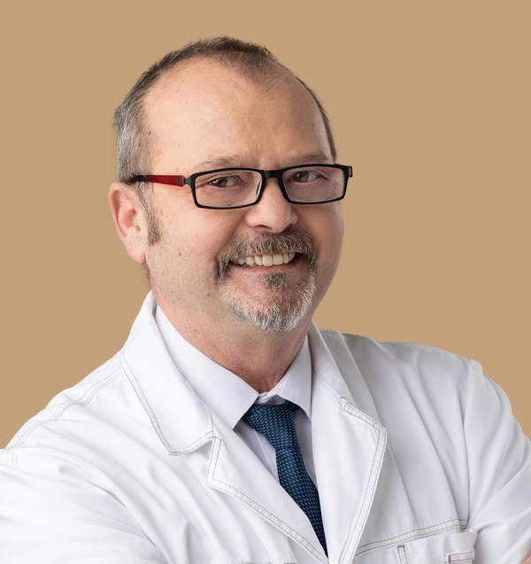 Dr. Rosta Gábor | Dr. Rose Magánkórház